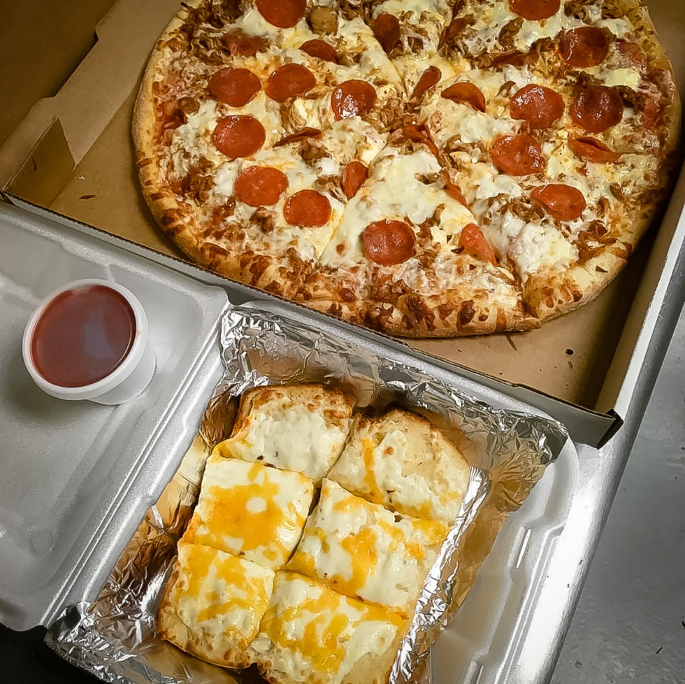 Lazzari’s Pizza | New York-Style Pizza Since 1993 in Lincoln, Nebraska